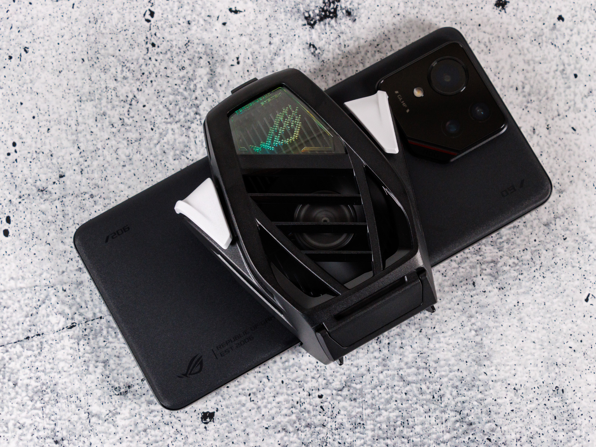 Asus ROG Phone 9 Pro incelemesi - Bu akıllı telefon her oyuncu için ilk ...