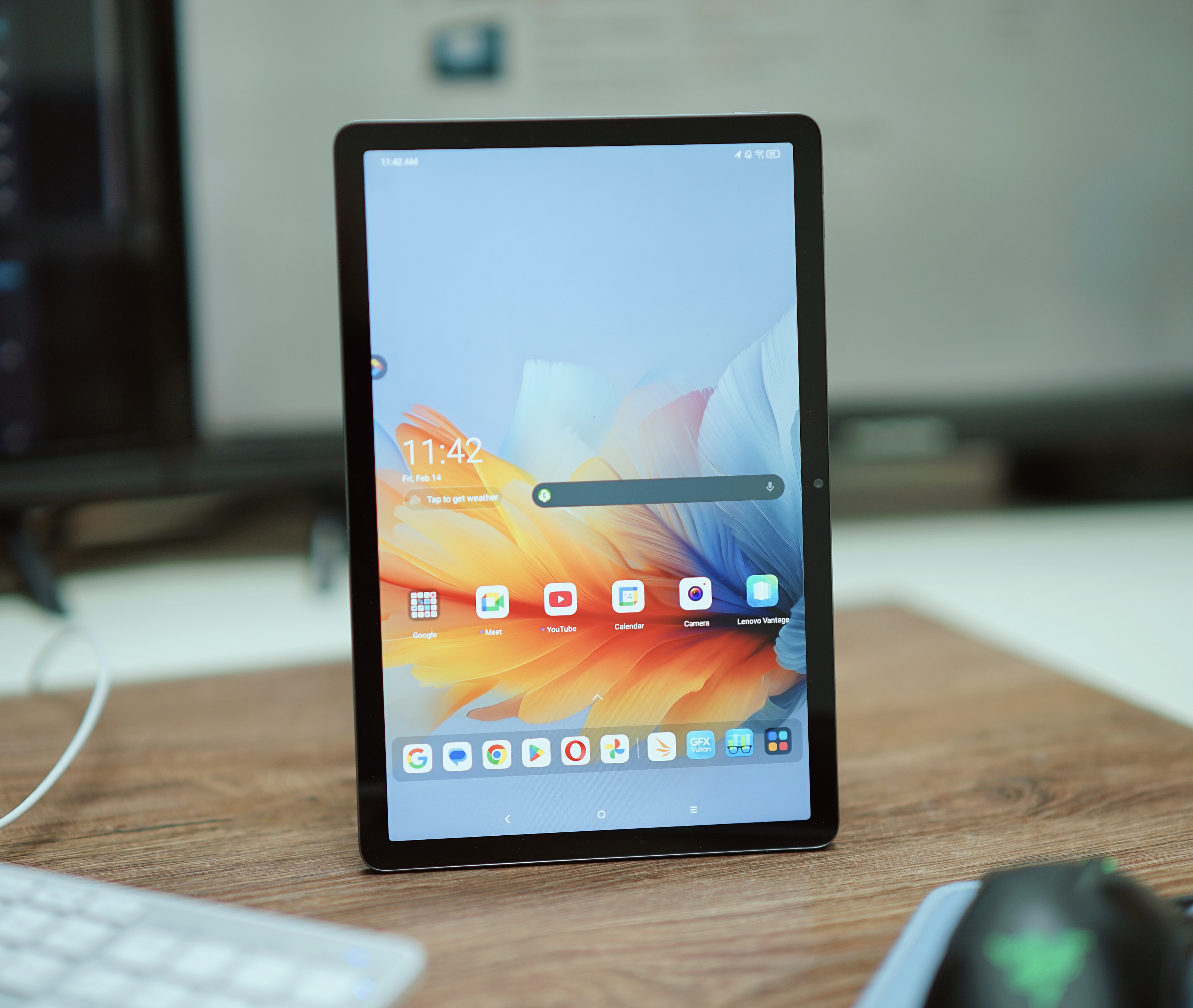 Lenovo Tab incelemesi - Okul, üniversite ve oturma odası için uygun ...