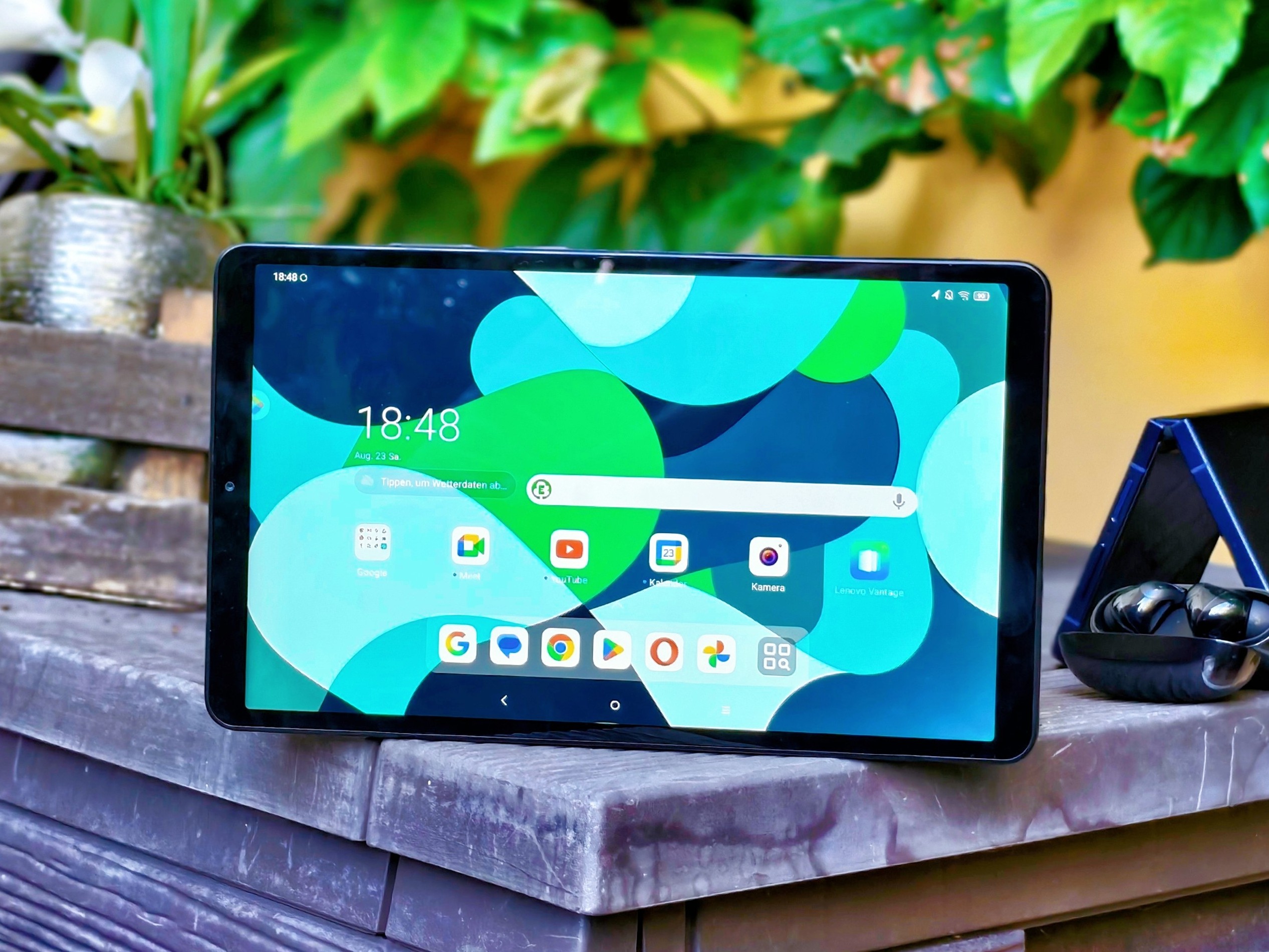İncelemede 100 doların altında kompakt Android tablet - Lenovo Tab One ...