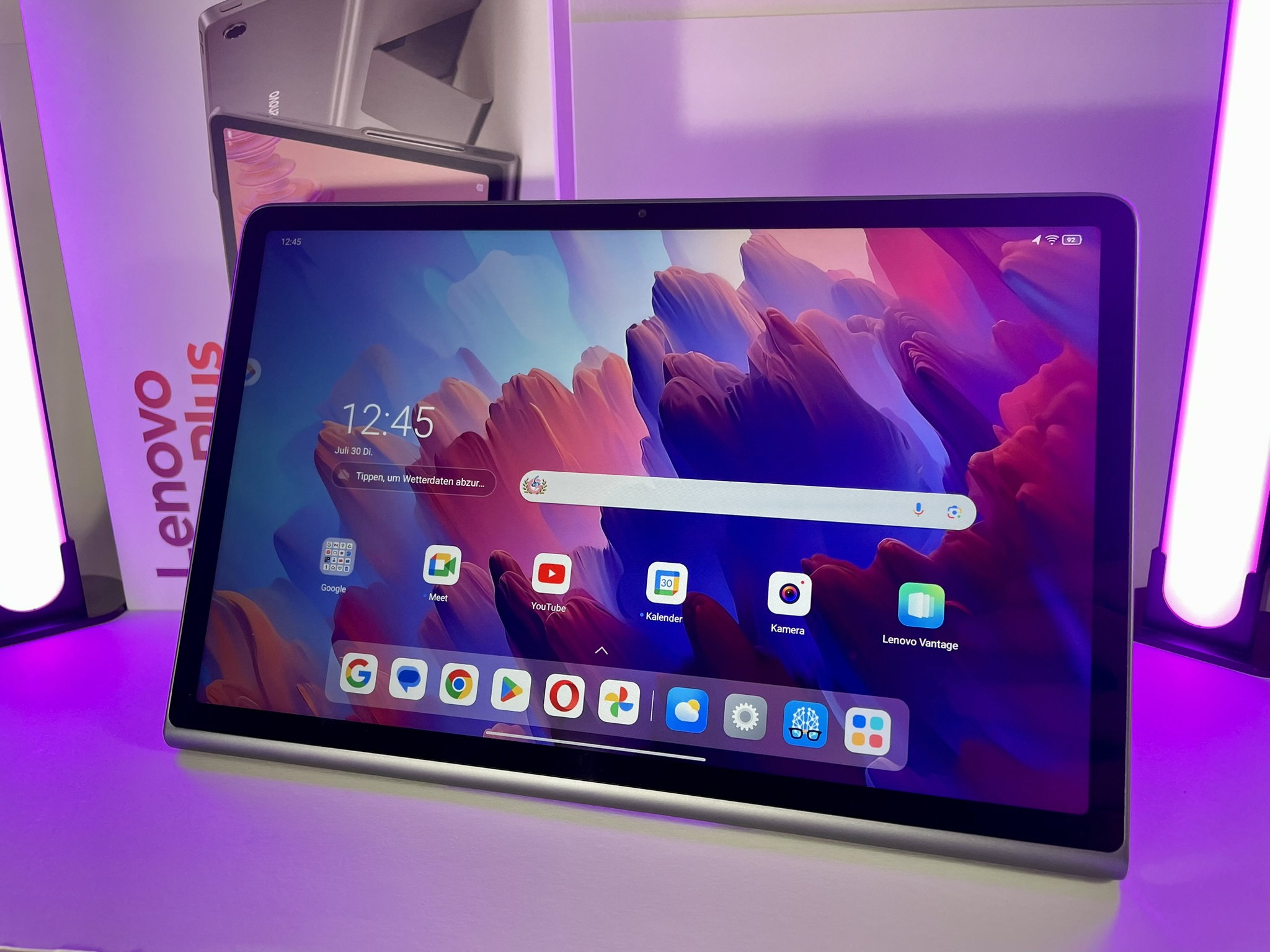 Lenovo Tab Plus tablet incelemesi - 300 dolarlık eğlence aracı en iyi ...