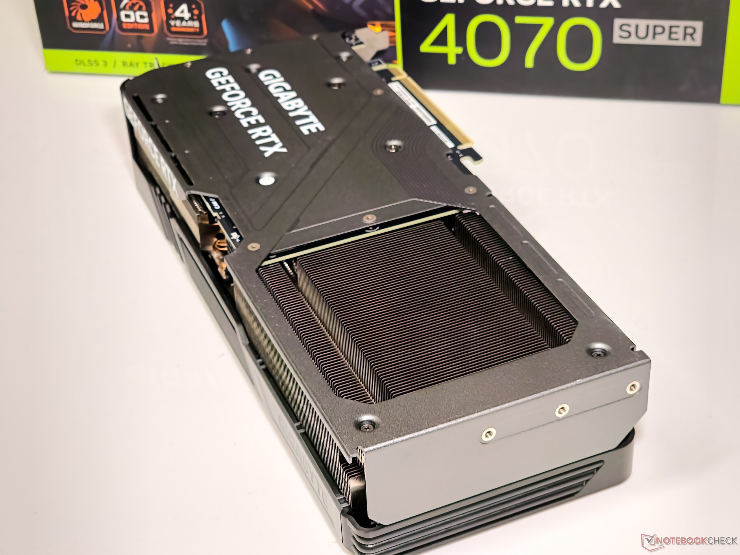 Gigabyte GeForce RTX 4070 Super Gaming OC 12G İncelemesi: Founders ...