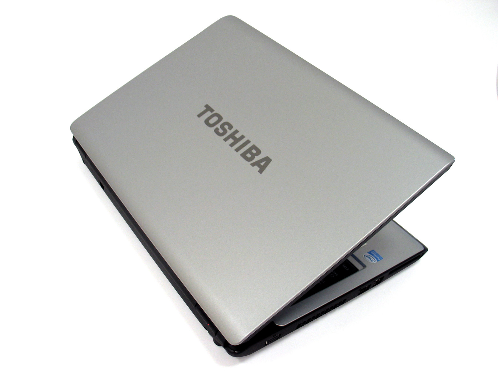 Toshiba Satellite L350 Serisi - Notebookcheck-tr.com